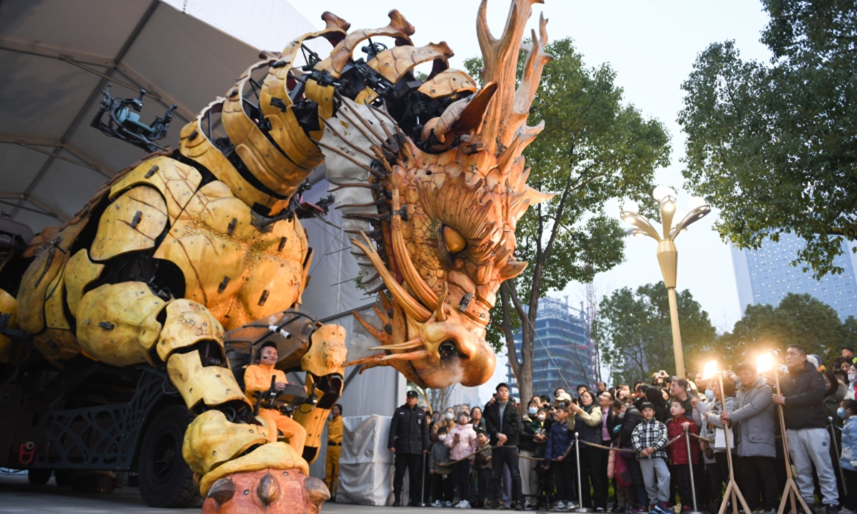 Mechanical dragon - Global Times