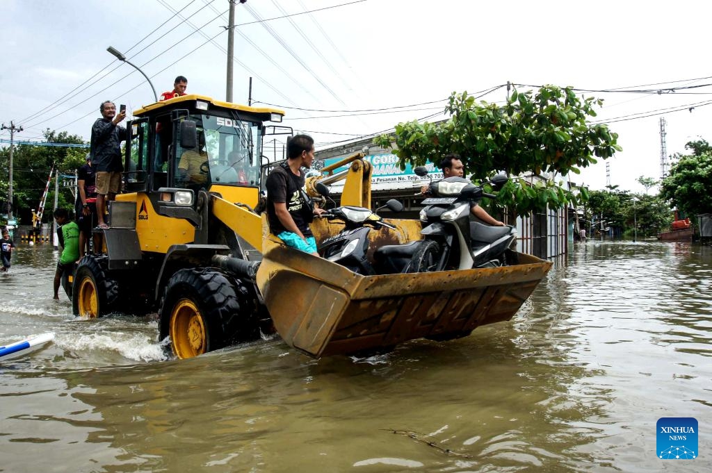 Flood hits Semarang, Indonesia - Global Times