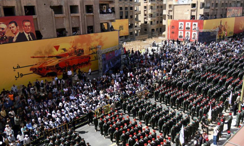 People march in military parade to mark Int'l Quds Day in Syria ...