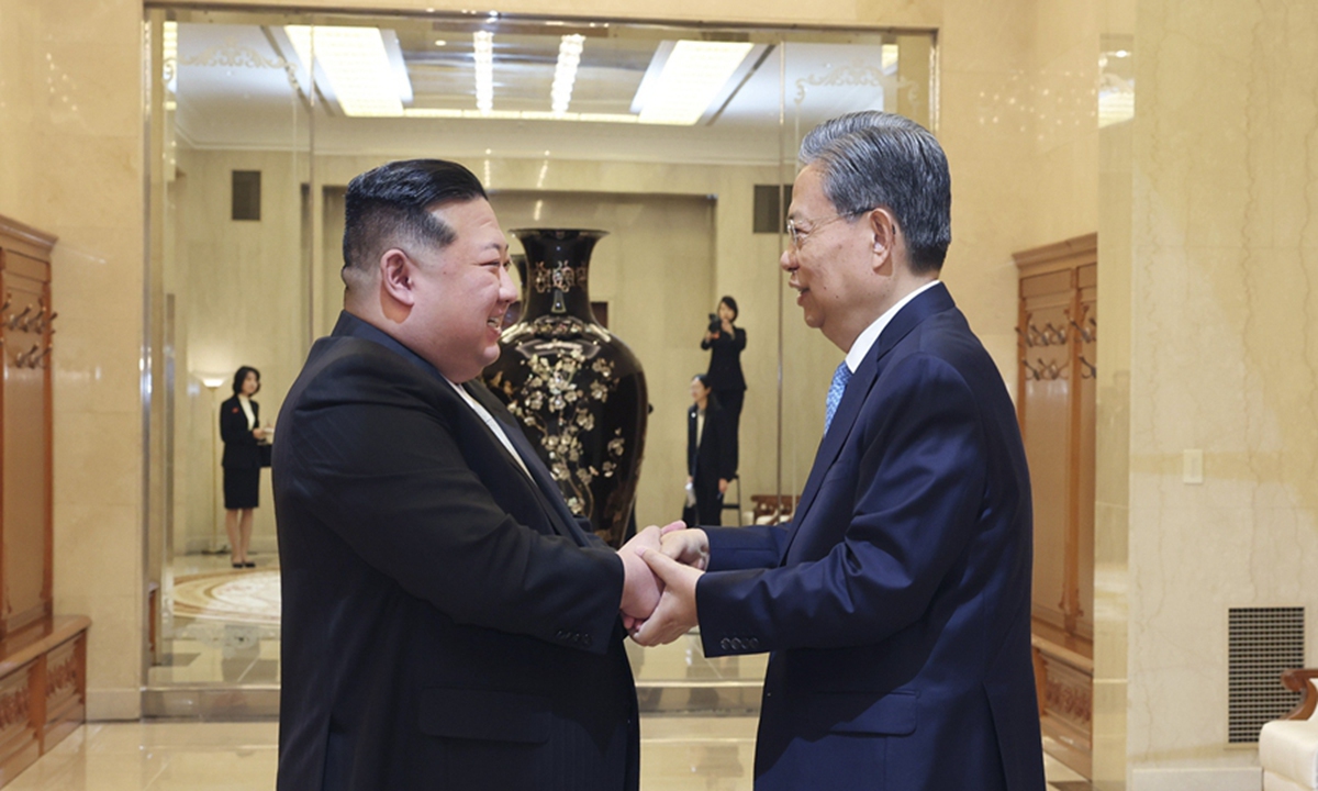 China's top legislator meets DPRK leader in Pyongyang during official ...