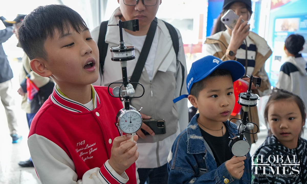 Shanghai citizens invited to board domestically-designed ships on the ...