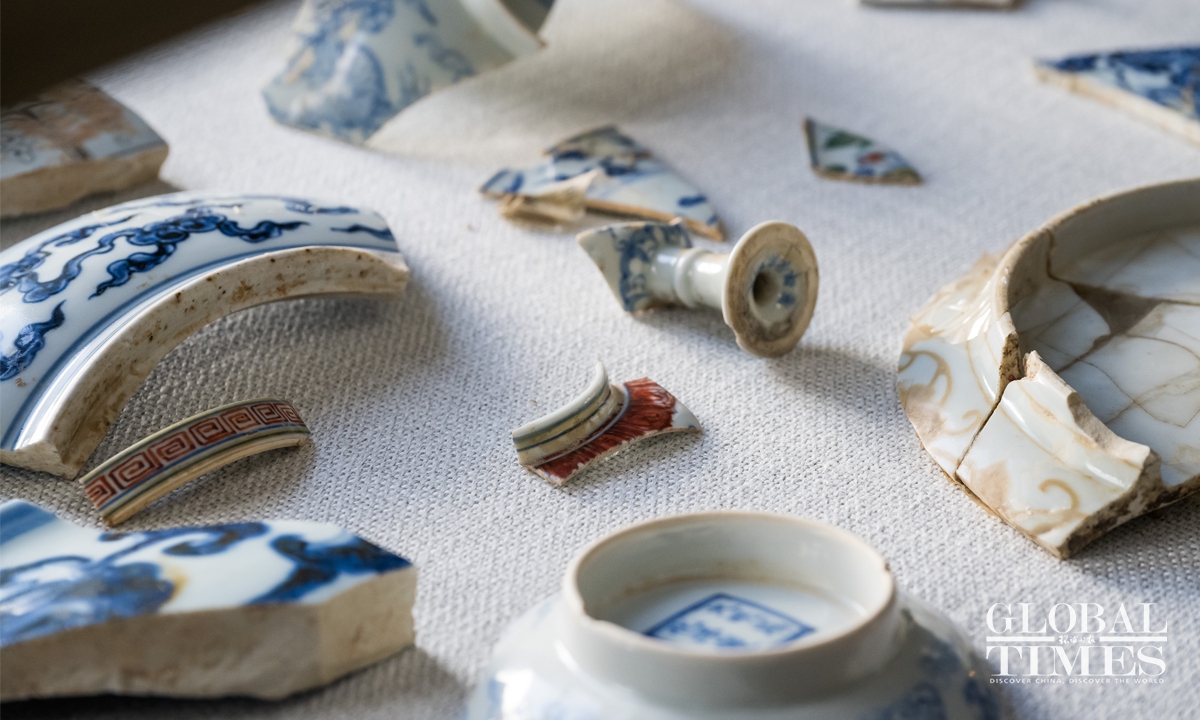 Porcelain-making artist dedicated in ceramics for decades - Global Times