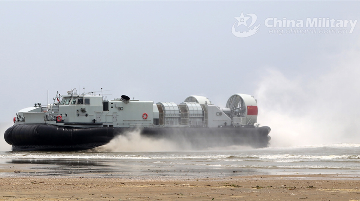 LCAC in beach landing training - Global Times