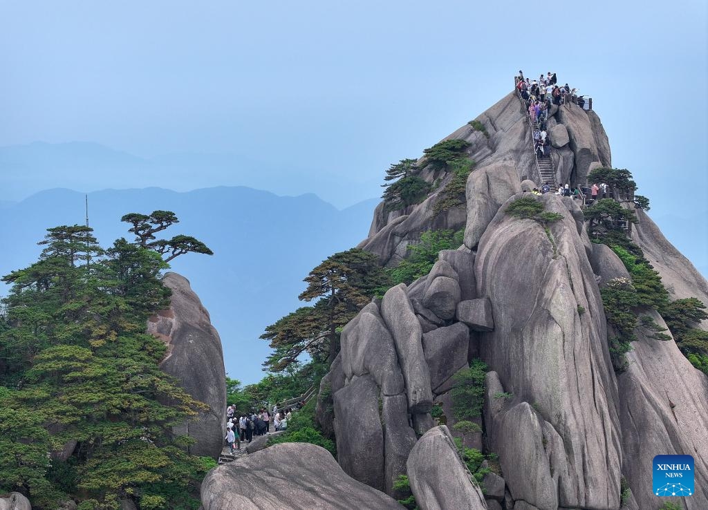 Tiandu peak attracts tourists in Huangshan Mountain scenic area, E China - Global Times