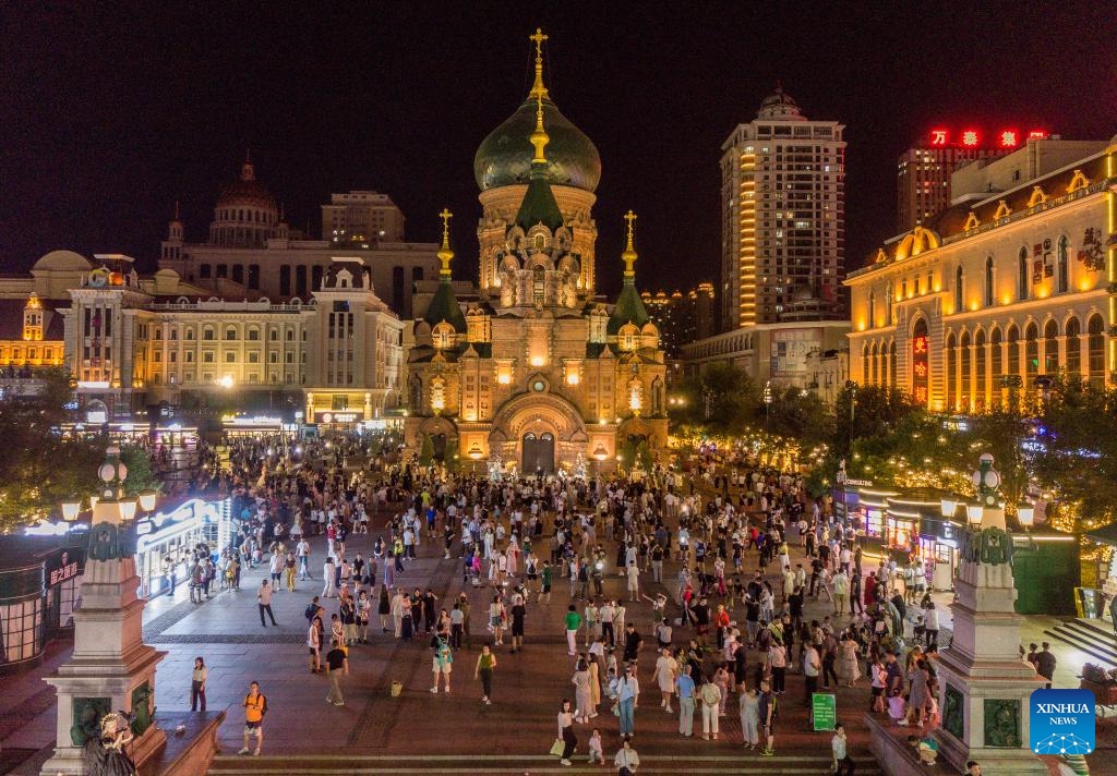"Ice City" Harbin remains attractive to tourists throughout year ...