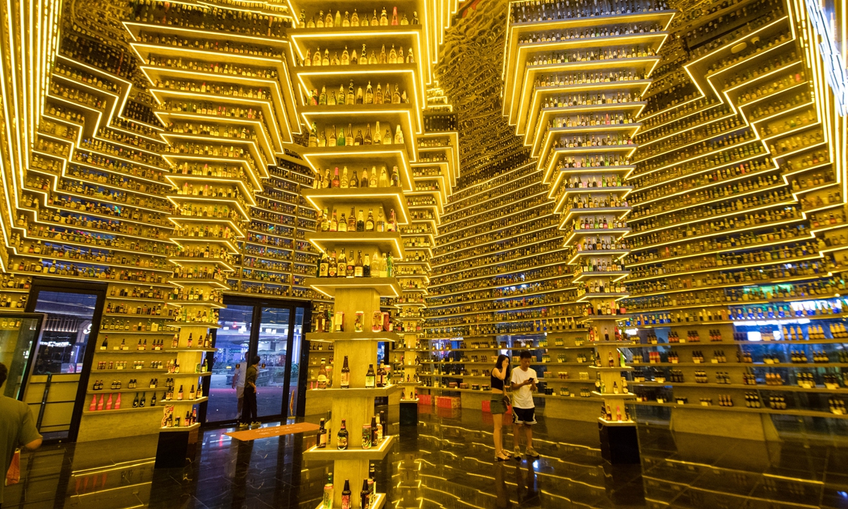 Wall of beer - Global Times