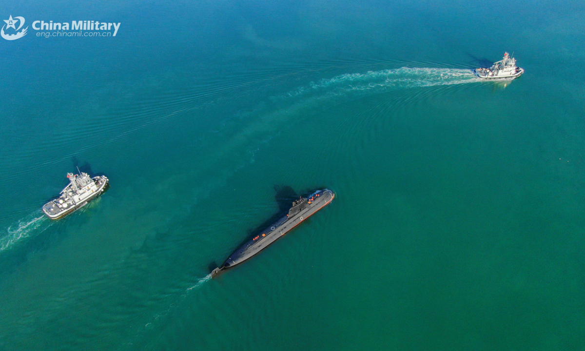 Submarine steams in the sea - Global Times