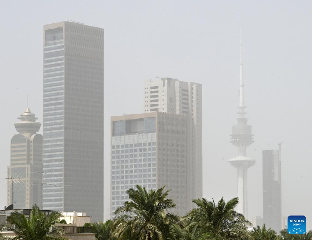 View of buildings in strong dust storm in Kuwait City - Global Times