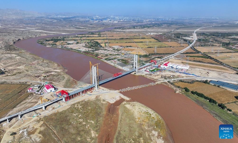 Wuhai Yellow River grand bridge in N China joined together - Global Times