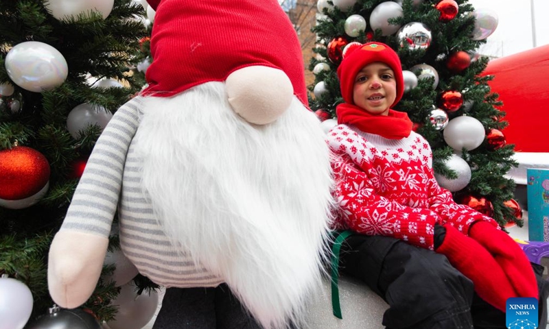 Highlights of 2024 Toronto Santa Claus Parade - Global Times