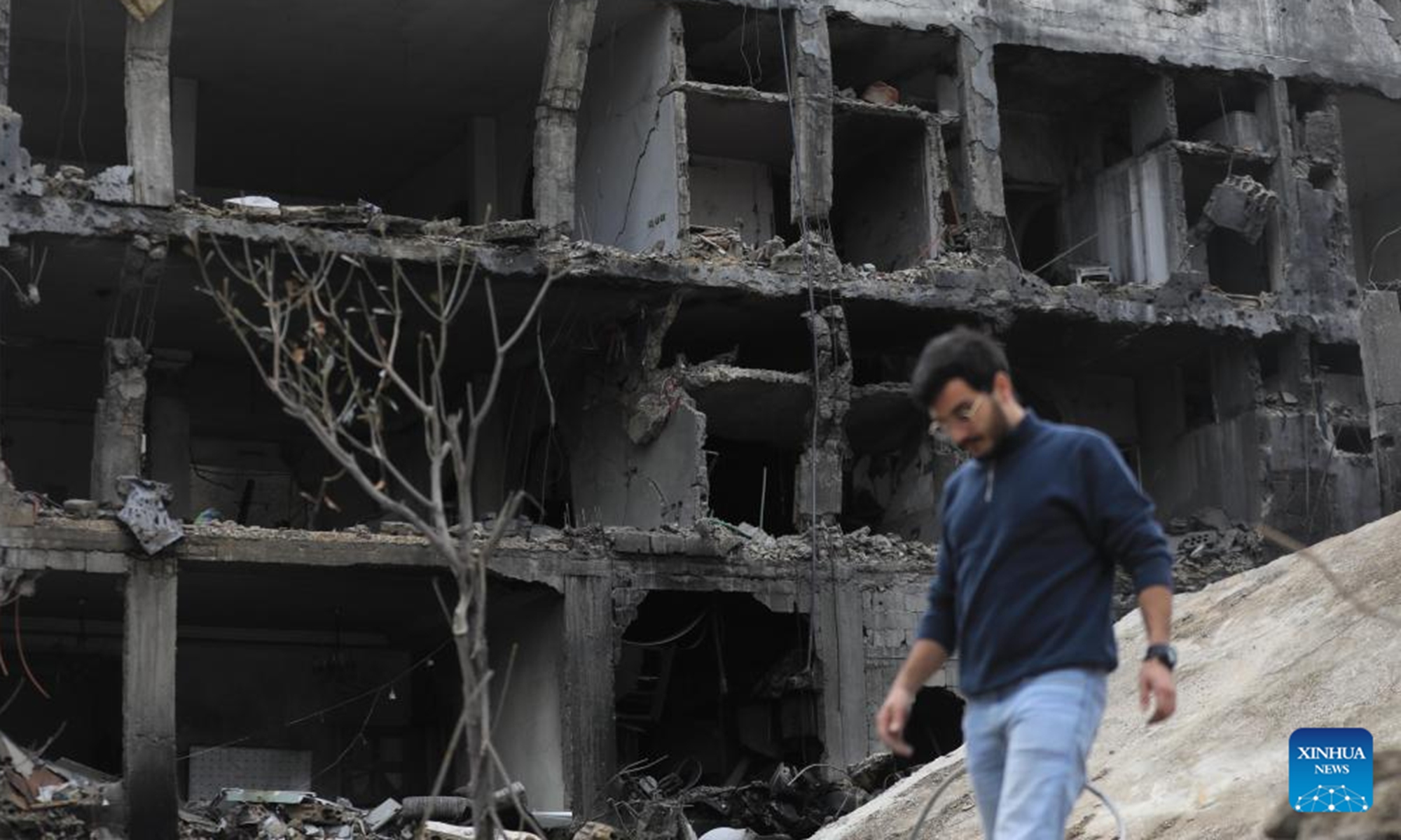 Displaced Lebanese rush home after ceasefire, facing joy, loss, and ...