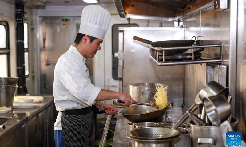 China Railway Shanghai Bureau enhances passenger experience during ...