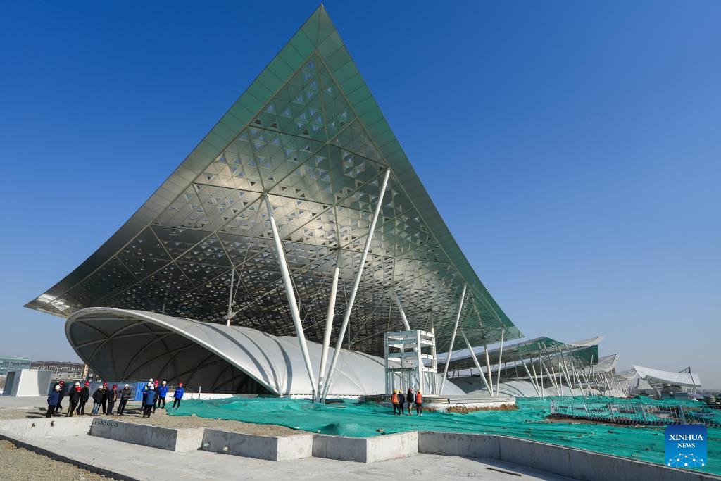 Beijing sub-center comprehensive transportation hub under construction ...