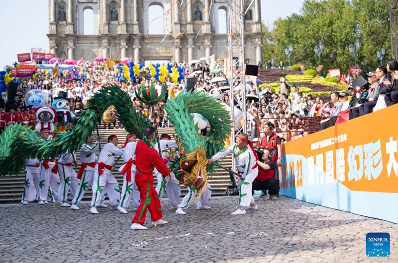 2025 Macao Int'l Parade held to celebrate 26th anniv. of Macao's Return ...