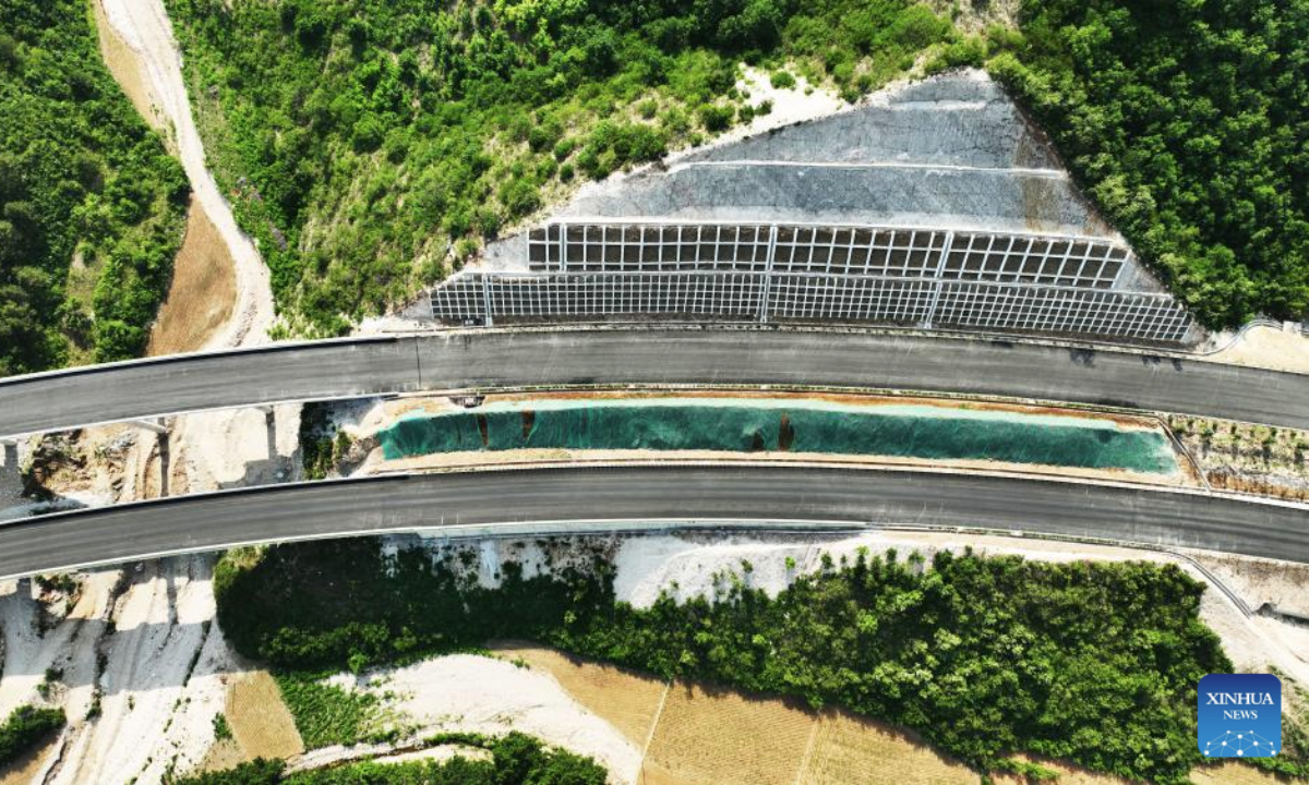 Lingyuan-Suizhong expressway under construction in China's Liaoning ...