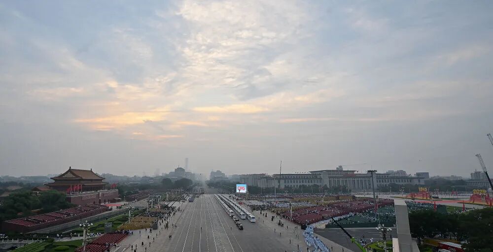 Dawn in Beijing: a city awakens for the anniversary - Global Times