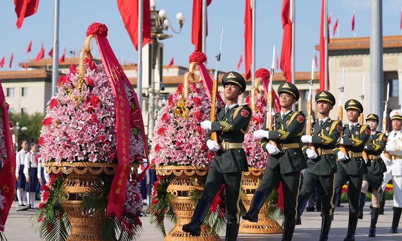 Xi pays tribute to national heroes on Martyrs' Day - Global Times