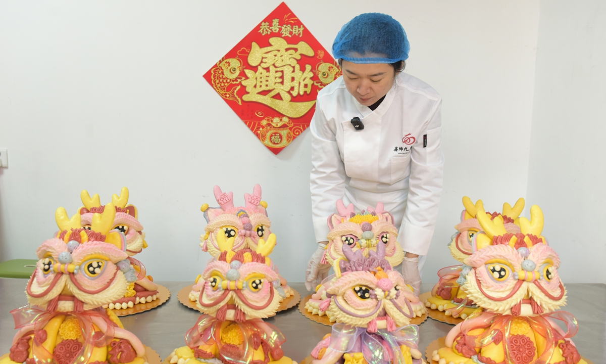 How China’s Spring Festival intangible heritage ‘hua mo’ lives on in ...